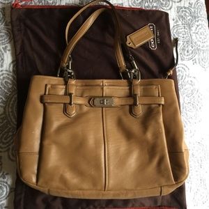 Coach | Bags | Coach Chelsea Leather Jayden Carryall 7811 | Poshmark